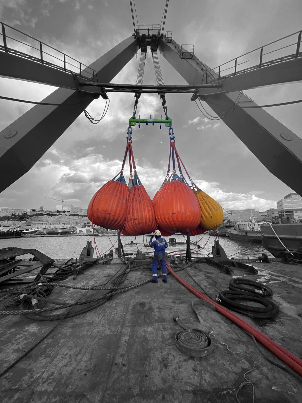 Safe Lifting Europe Swift Response to a 100-Ton Crane Load Test ...